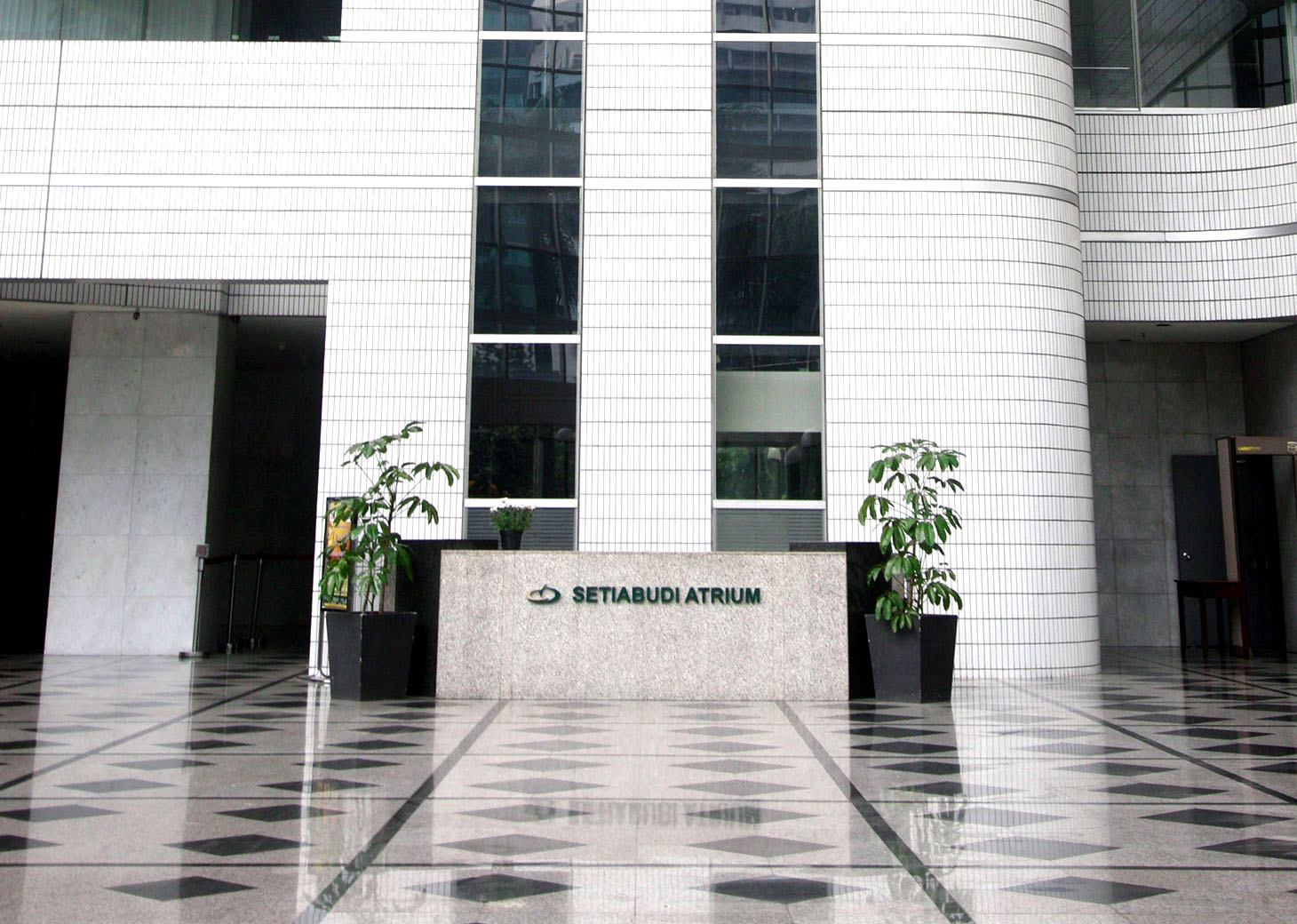 PT Jakarta Setiabudi Internasional Tbk. - Home